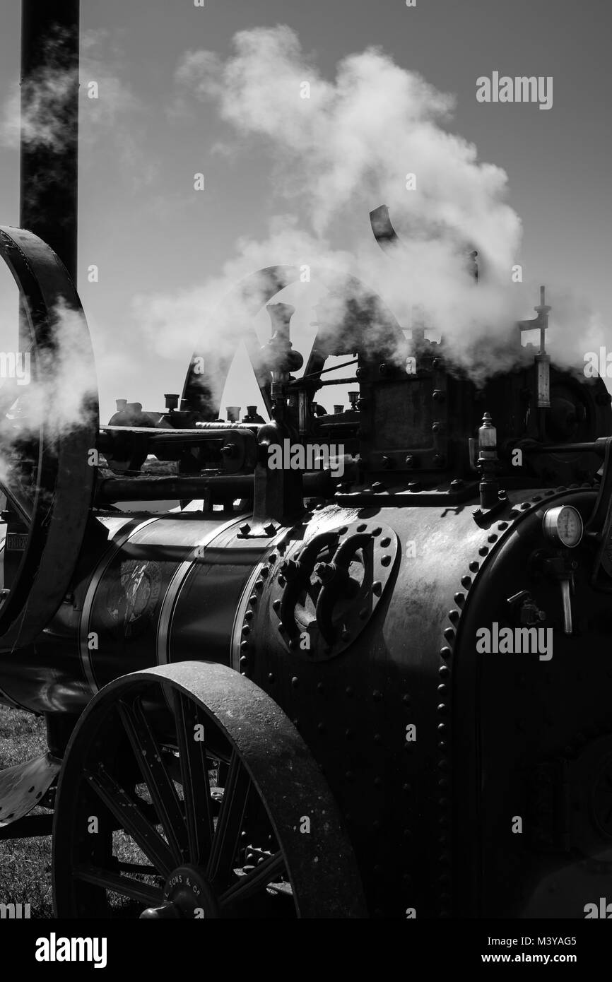 Black and white steam engine hi-res stock photography and images - Alamy