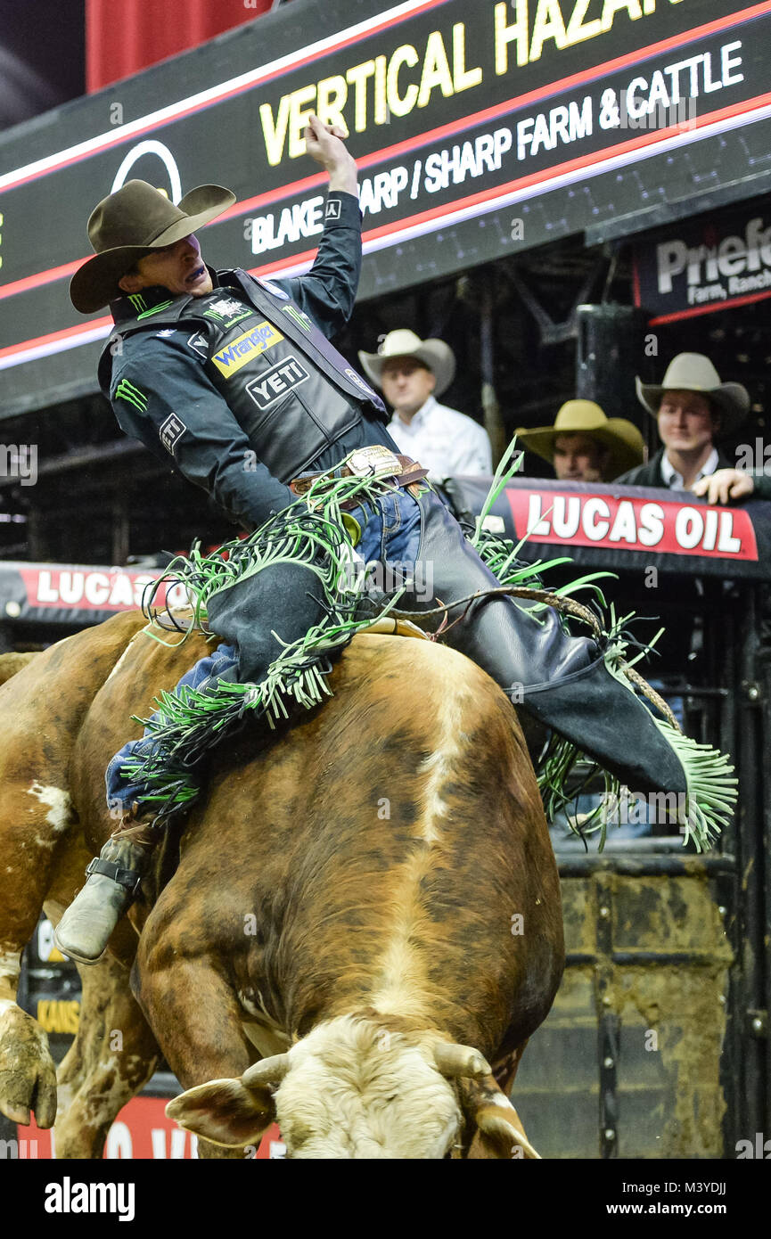 Kansas City, Missouri, USA. 10th Feb, 2018. MASON LOWE rides a bull ...
