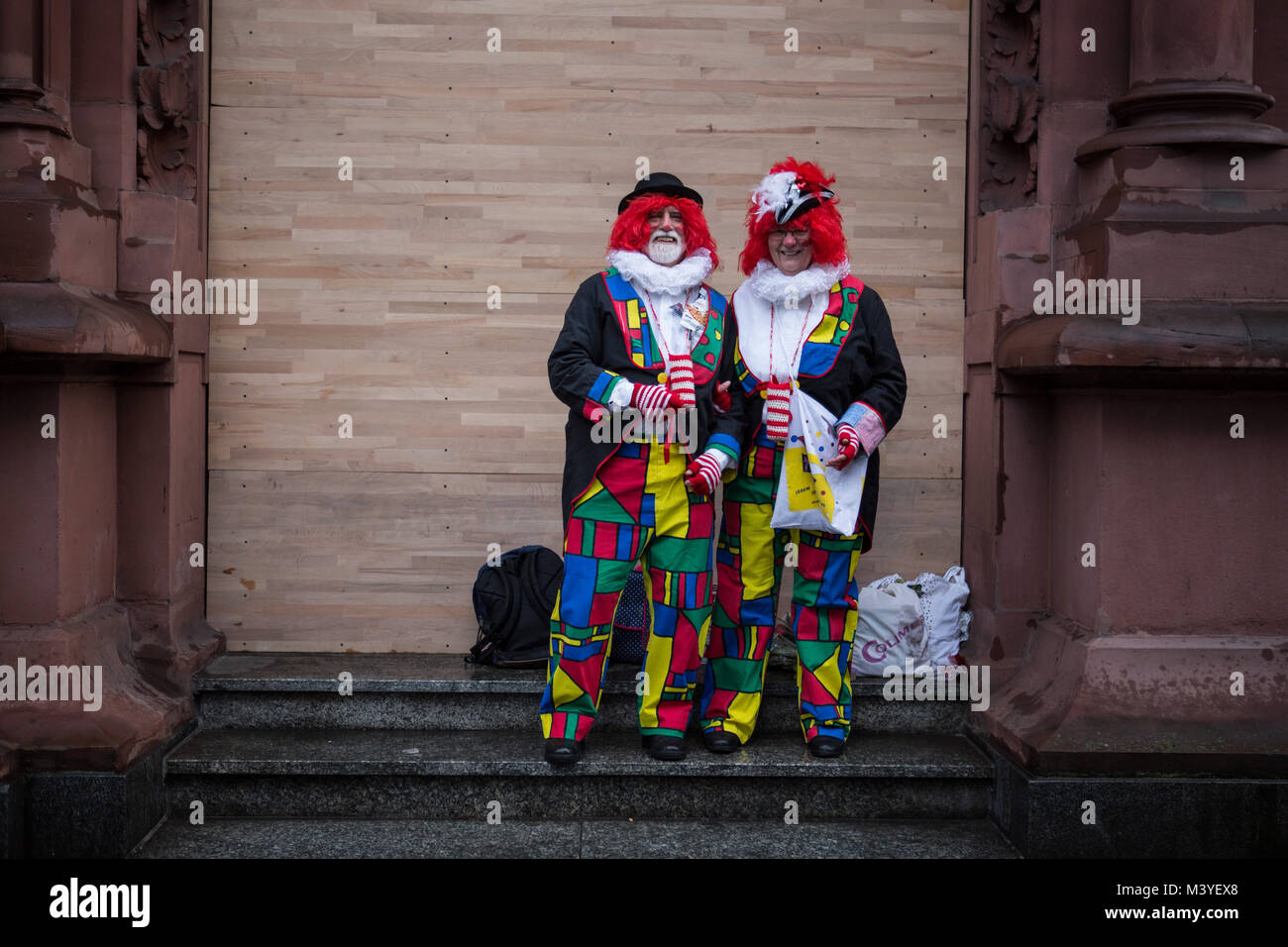 Cologne, Germany. 11th Feb, 2018. A couple seen wearing colorful ...