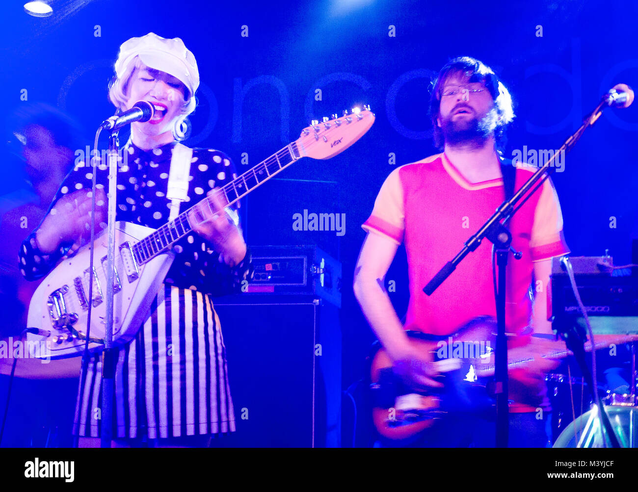 Angela won yin mak hi-res stock photography and images - Alamy