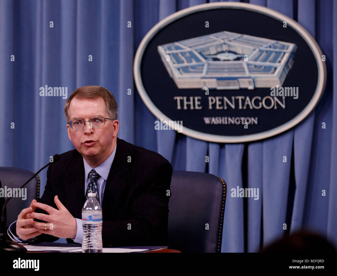 United department defense under secretary hi-res stock photography and ...