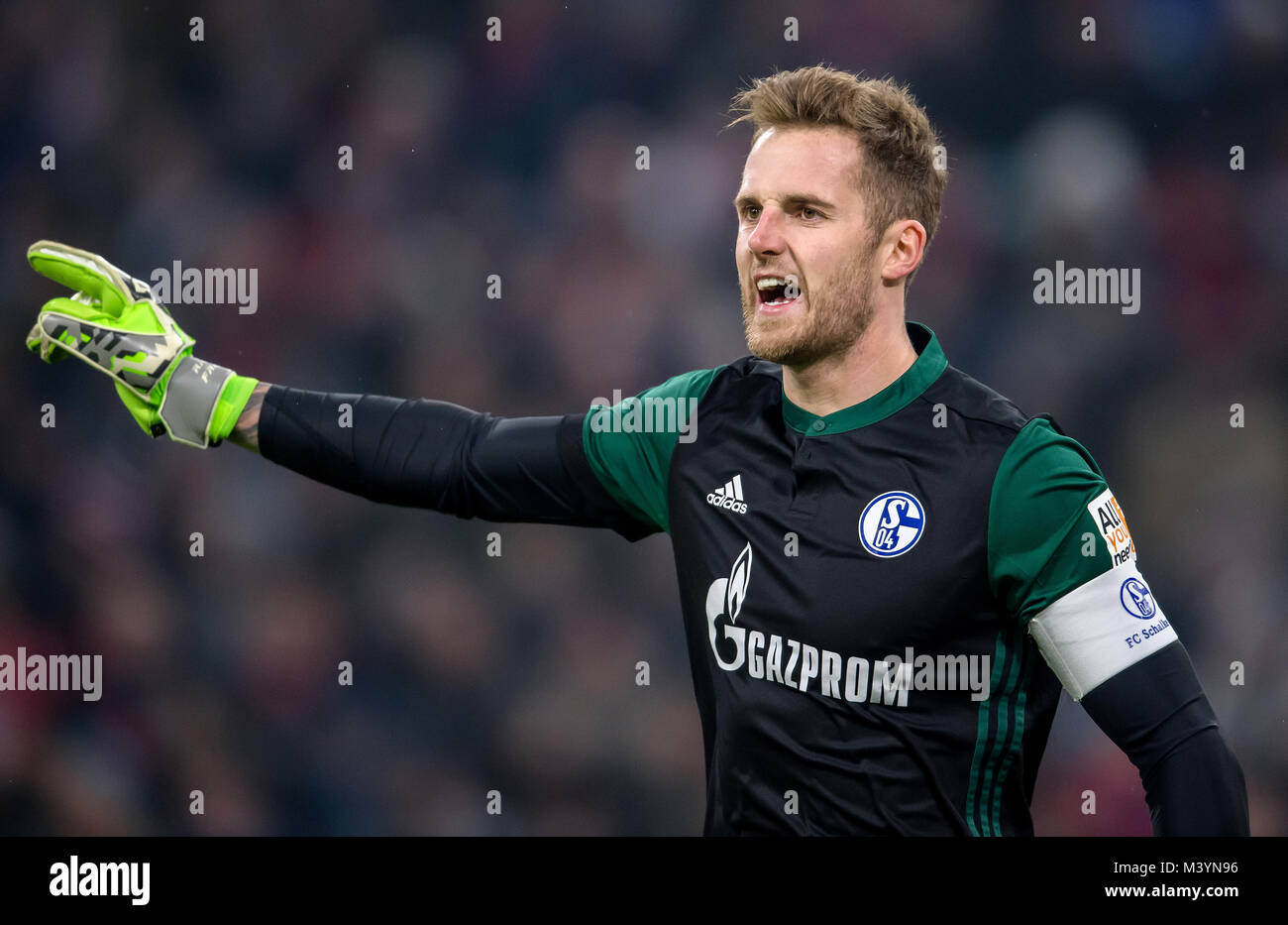 Munich, Germany. 10th Feb, 2018. Schalke 04's goalkeeper Ralf Faehrmann ...