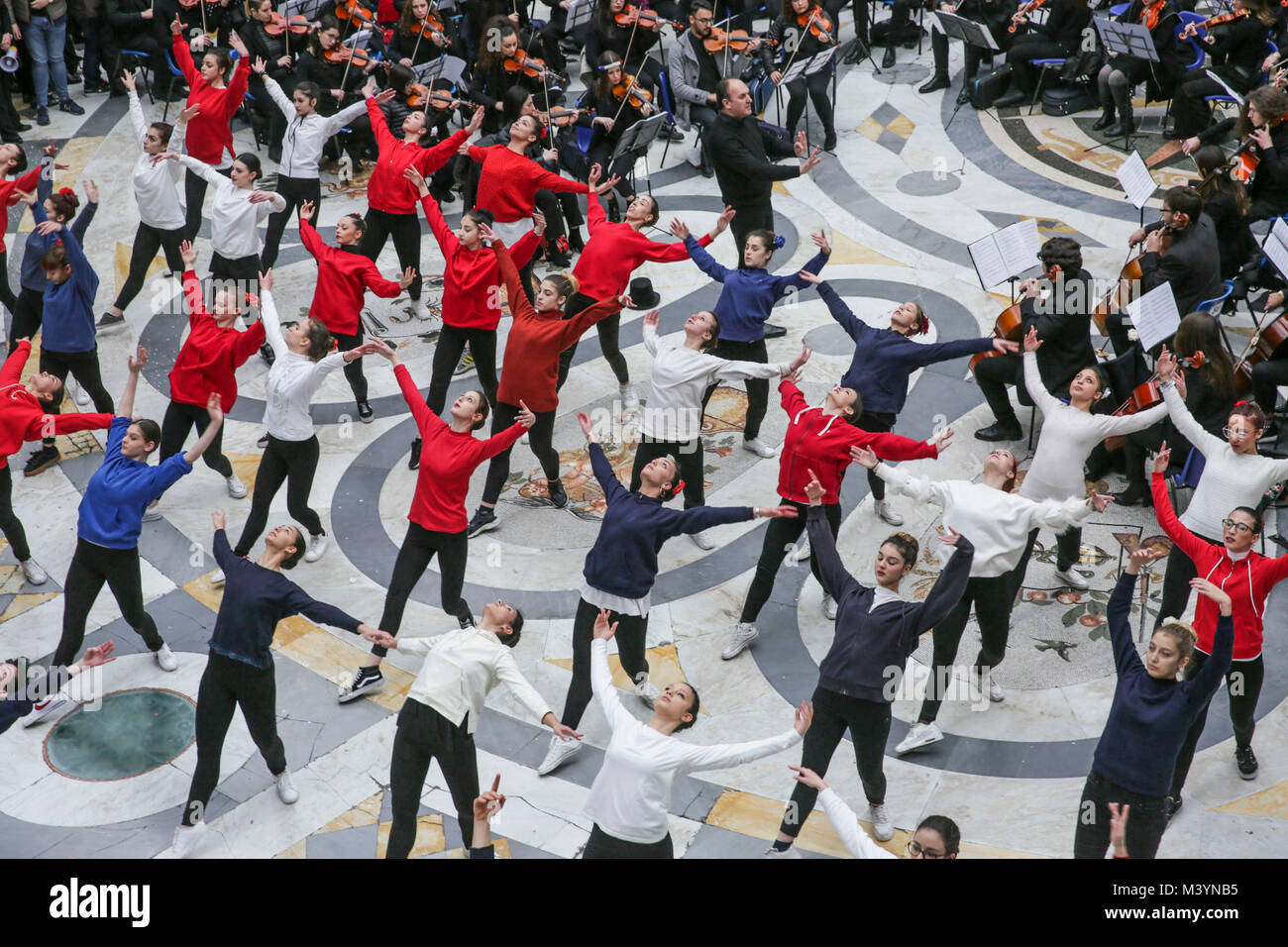 Record breaking performance hi-res stock photography and images - Alamy