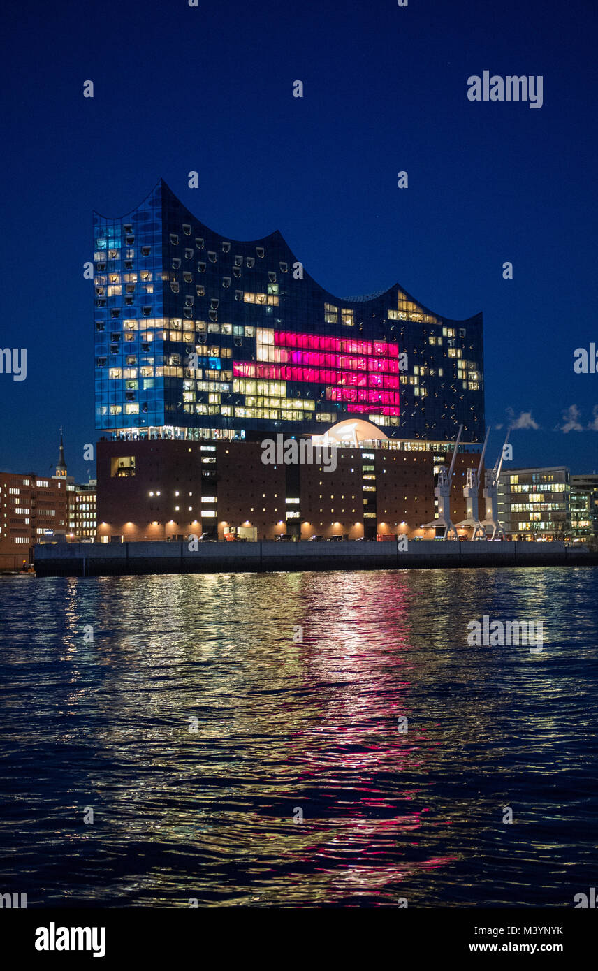 Hamburg, Germany. 13th Feb, 2018. Parts of the Elbe Philharmonic Hall ...
