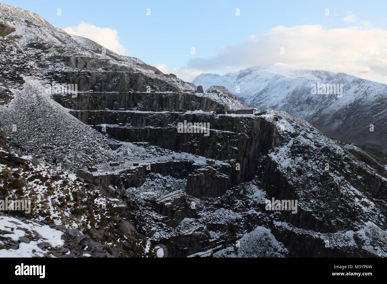 Snowdon, UK. 13th Febraury, 2018. Heavy snow in the disused Dinorwic ...