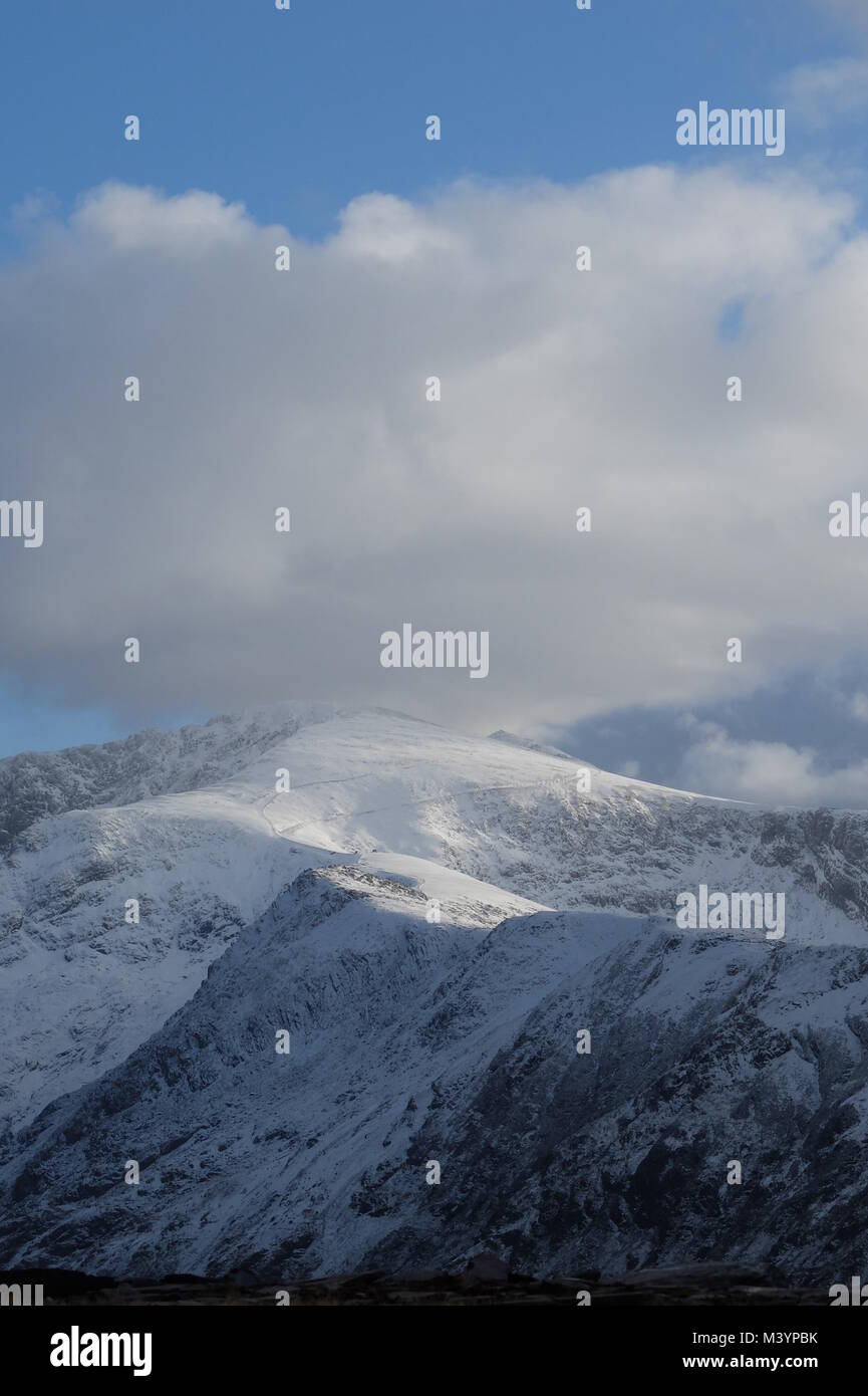 Slate quarry in snow hi-res stock photography and images - Alamy