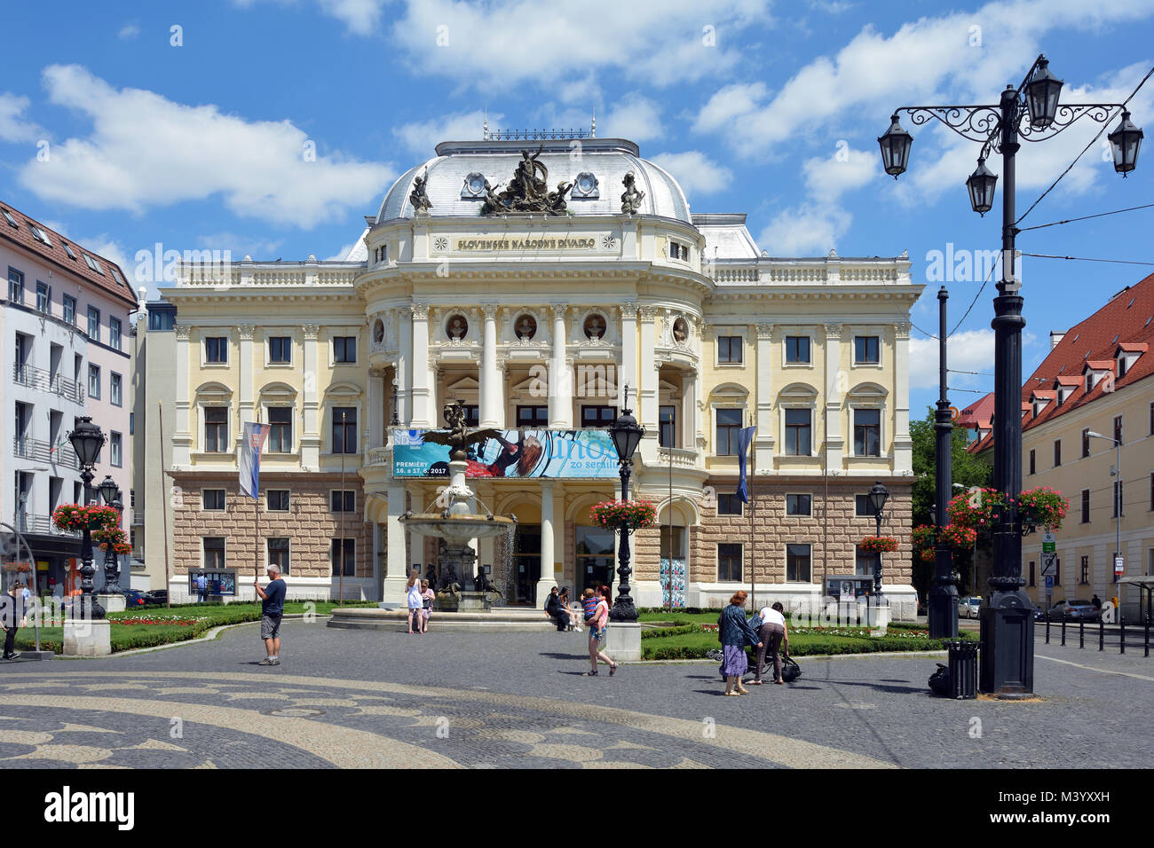 Slovak National Theatre on the Hviezdoslavovo Square in Bratislava ...