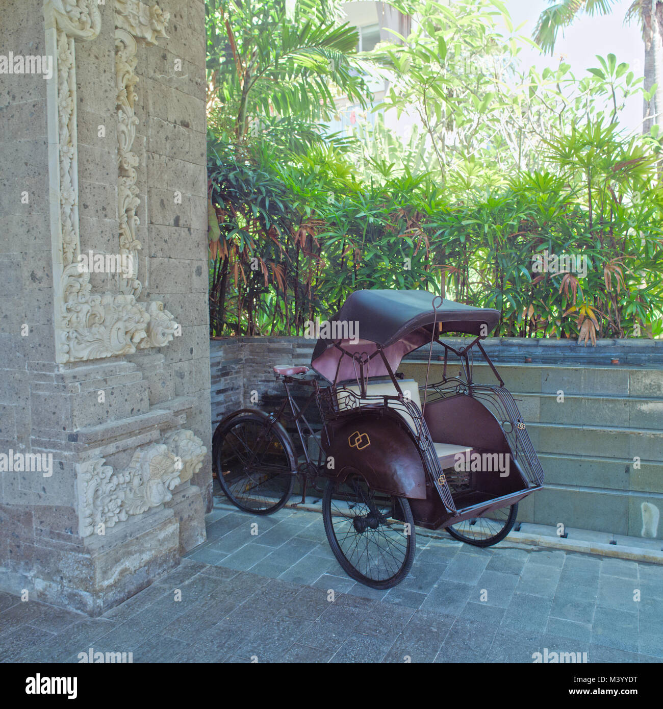 Vintage oriental rickshaw cab in Bali, Indonesia Stock Photo - Alamy