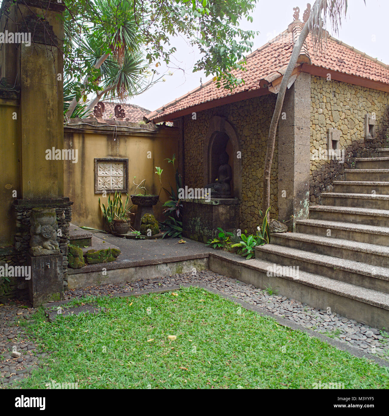 Balinese backyard, gardening design Stock Photo - Alamy