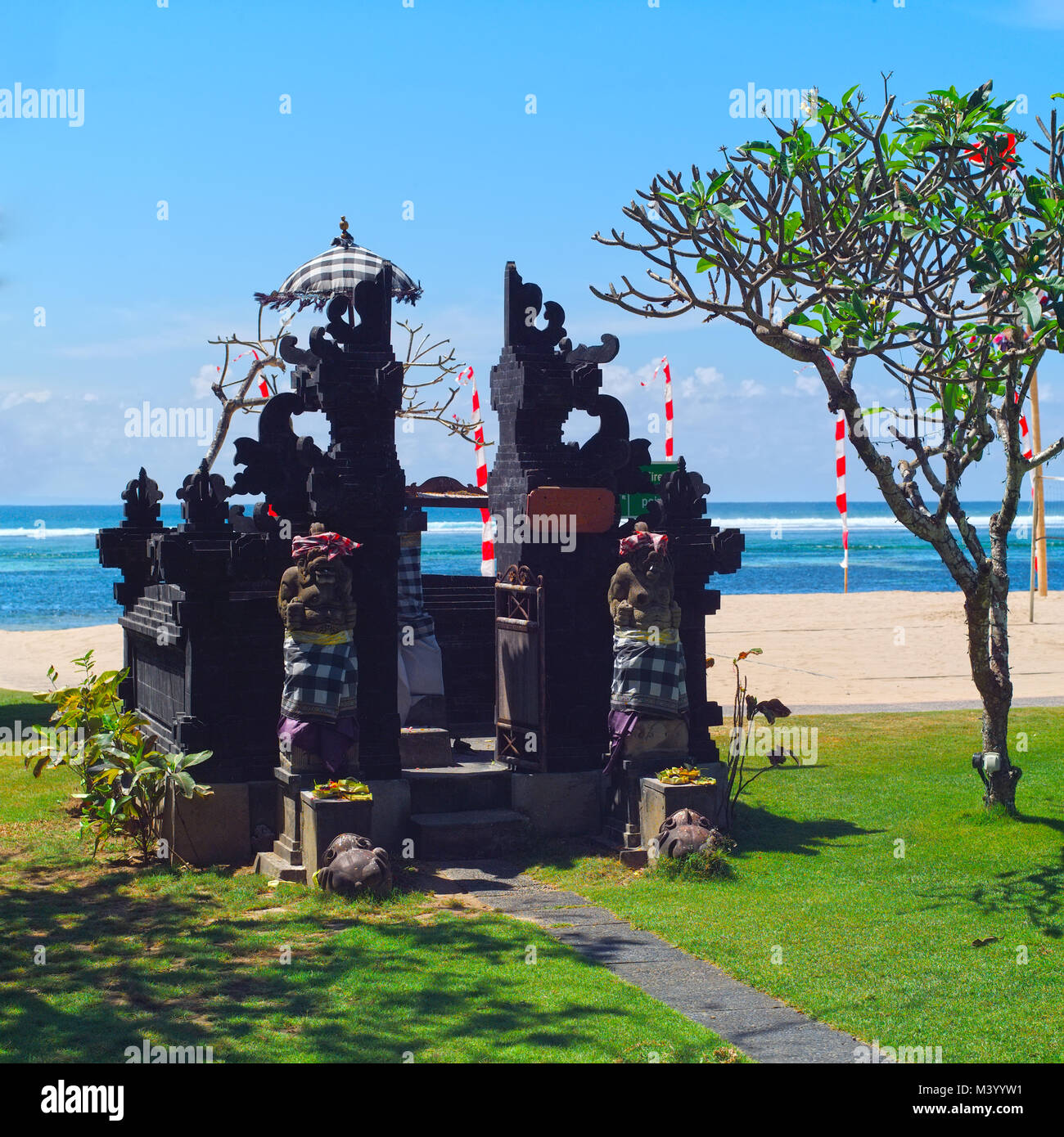 Bali traditional temple hi-res stock photography and images - Alamy