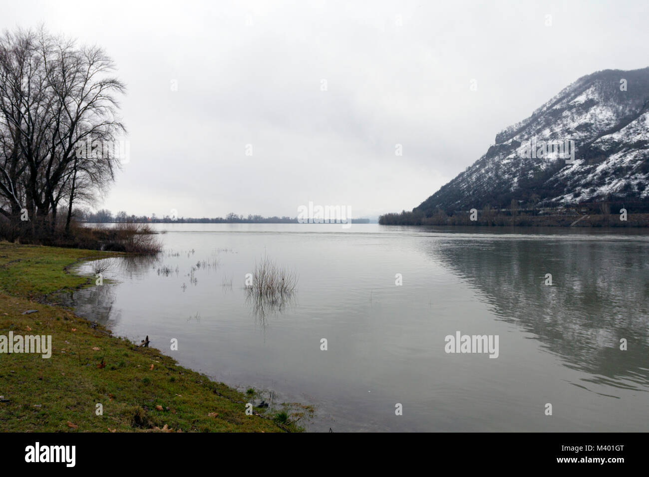 The Danube river at the Danube bend in Domos, Hungary Stock Photo - Alamy