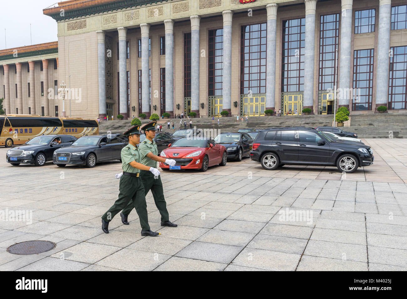 Chinese army soldier marching hi-res stock photography and images - Alamy