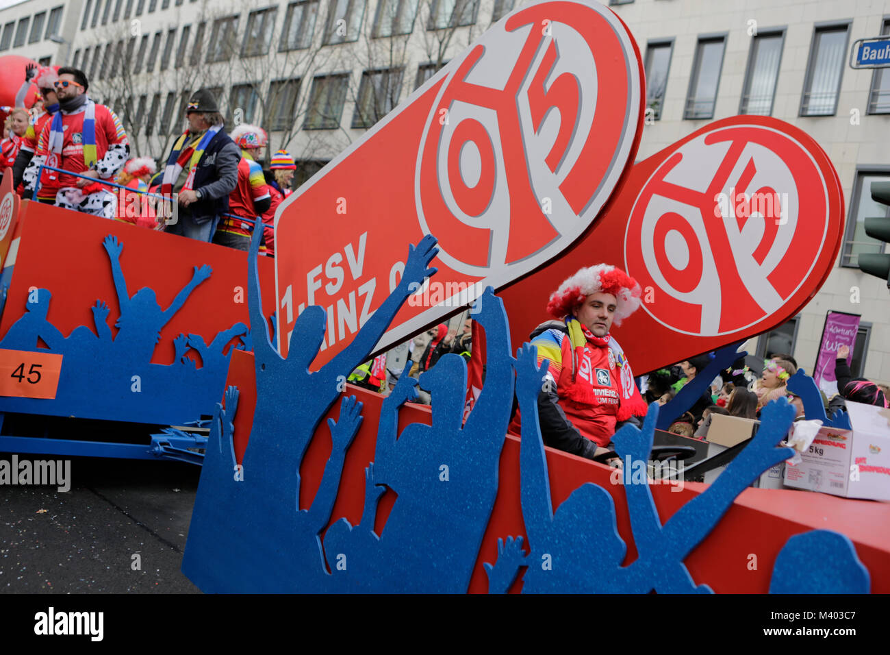Football parade float hi-res stock photography and images - Alamy