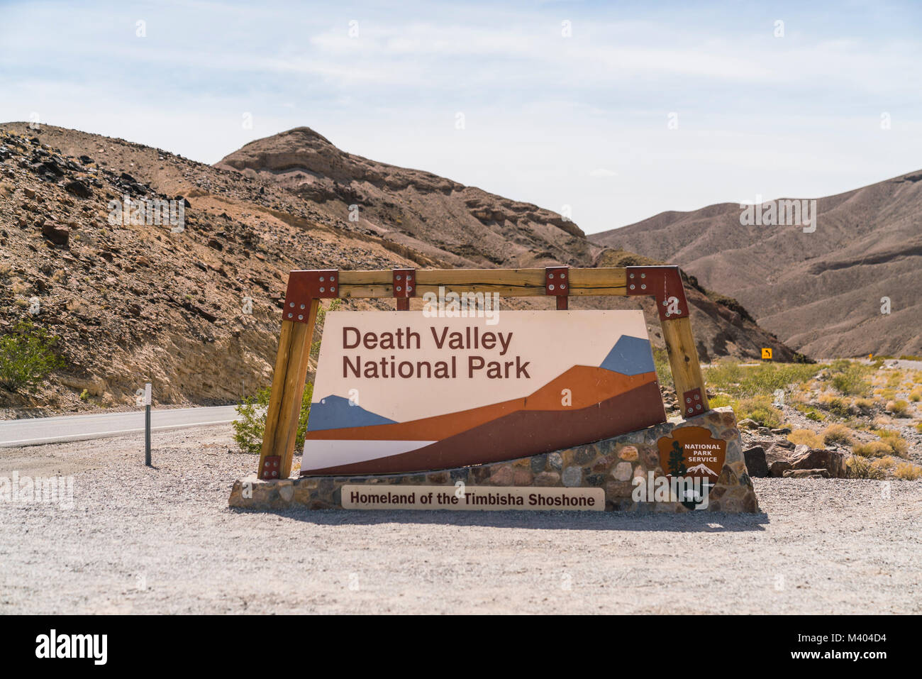 Entrance to the death valley national park hi-res stock photography and ...