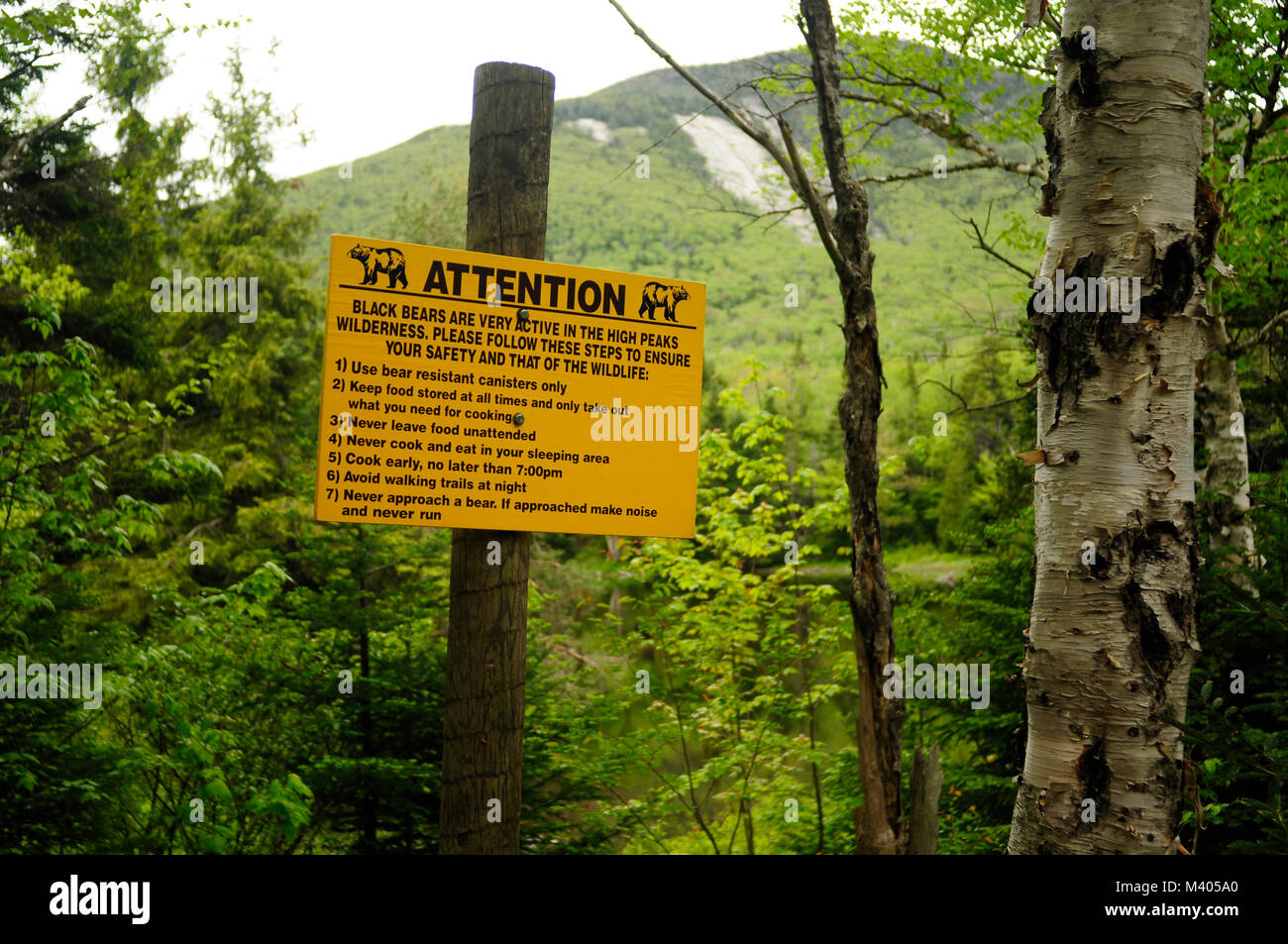 Peaks sign hi-res stock photography and images - Alamy