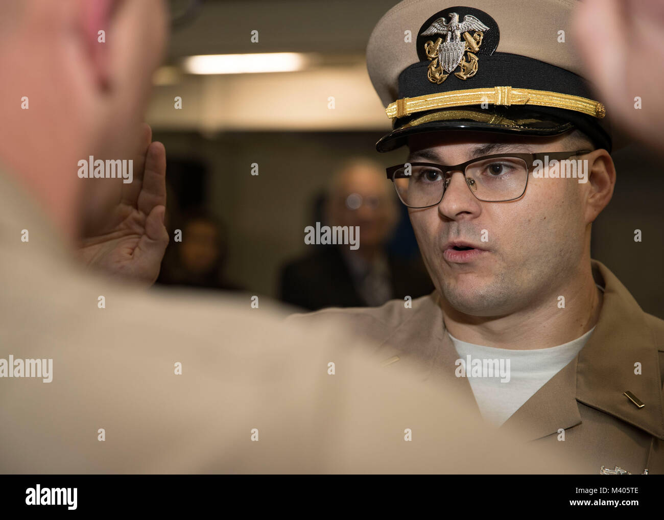 Recites hi-res stock photography and images - Alamy