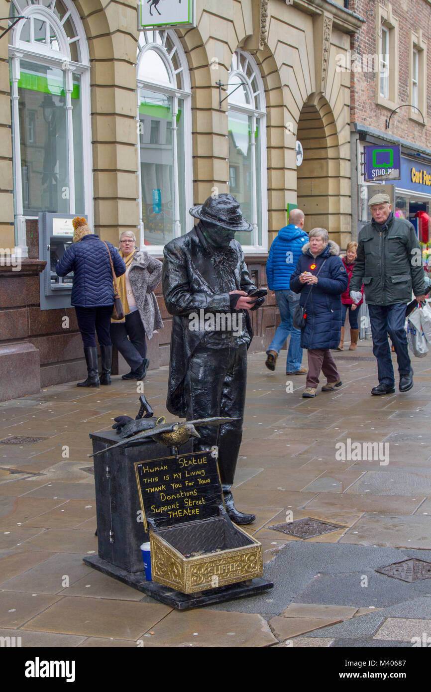 Human and phone hi-res stock photography and images - Alamy