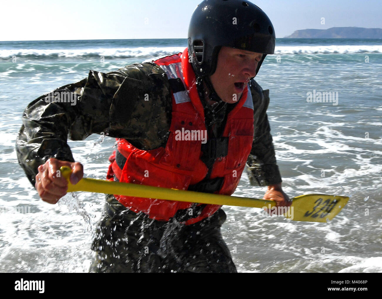 Basic underwater demolition sea hi-res stock photography and images - Alamy
