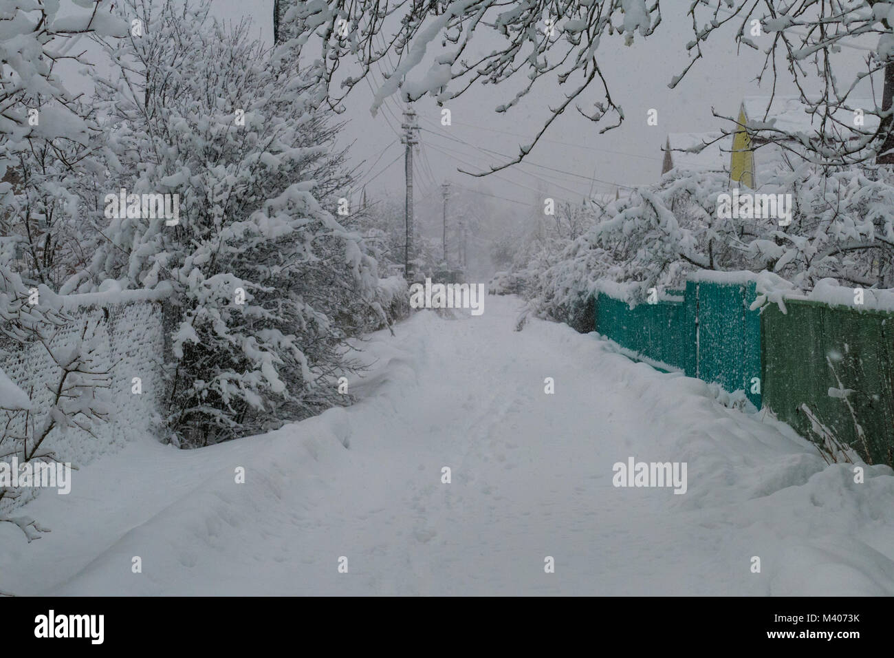 Moscow region street in the village hi-res stock photography and images ...