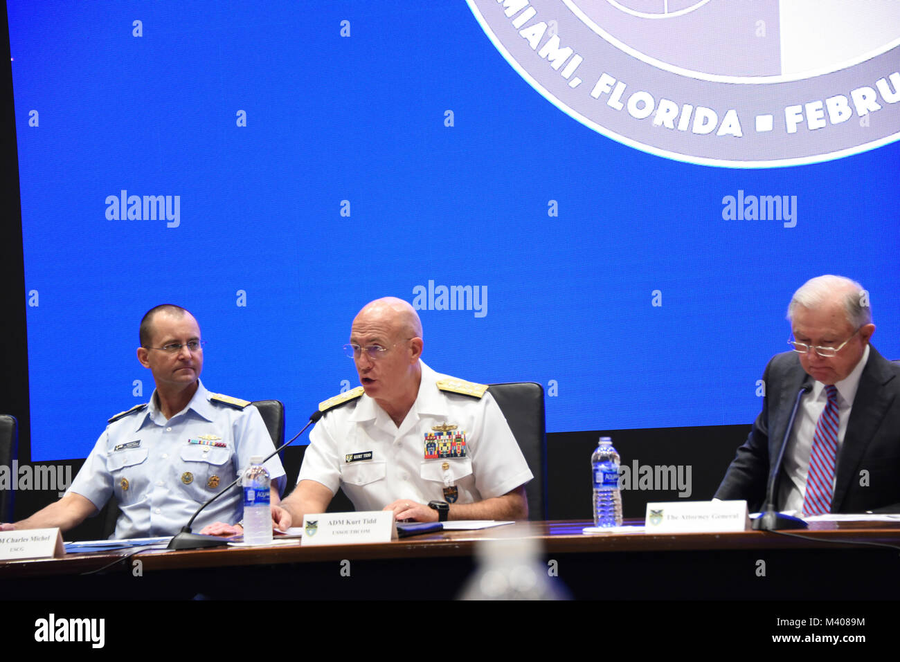 Navy command center hi-res stock photography and images - Alamy