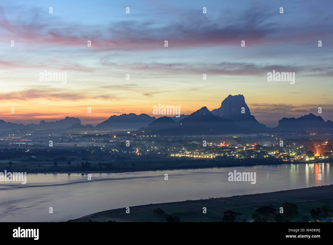 Hpa-An: view from mount Hpan-Pu (Hpa-Pu) to Thanlwin (Salween) River ...