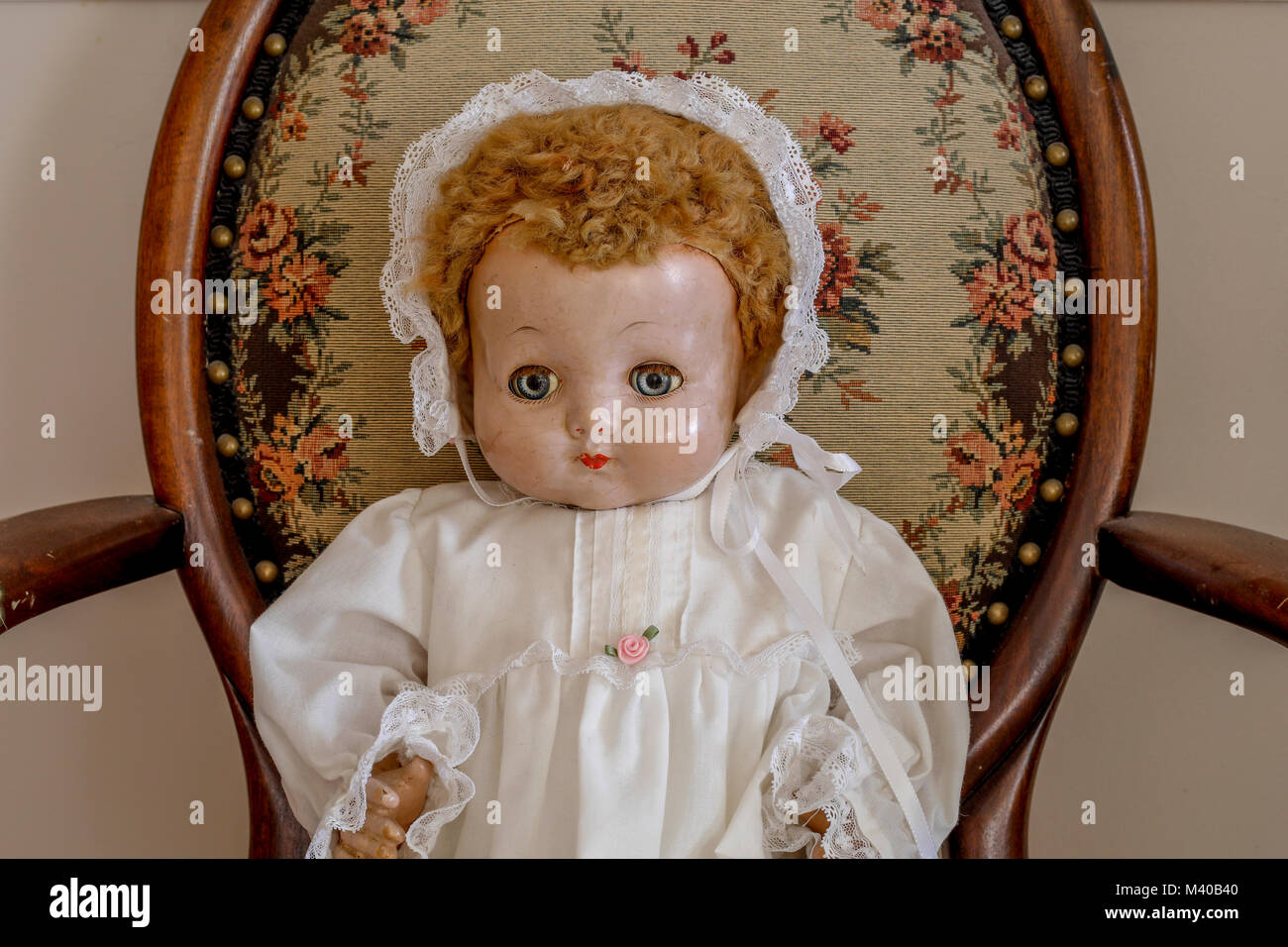 old vintage doll Stock Photo - Alamy