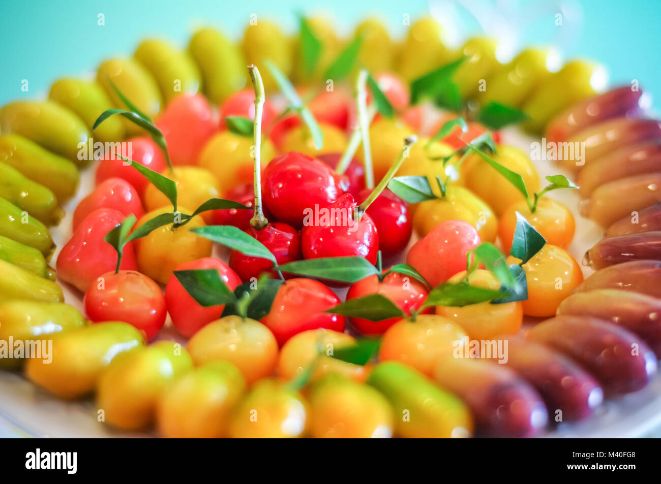 Plating fruits hi-res stock photography and images - Alamy