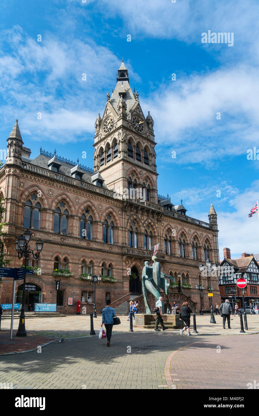 Chester town centre hi-res stock photography and images - Alamy