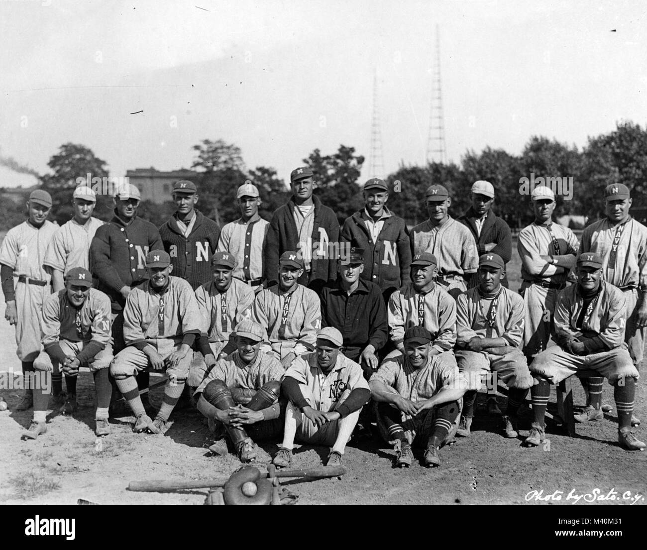 NH 122773: Crack Baseball Team, 1918. U.S. Naval Training Station ...
