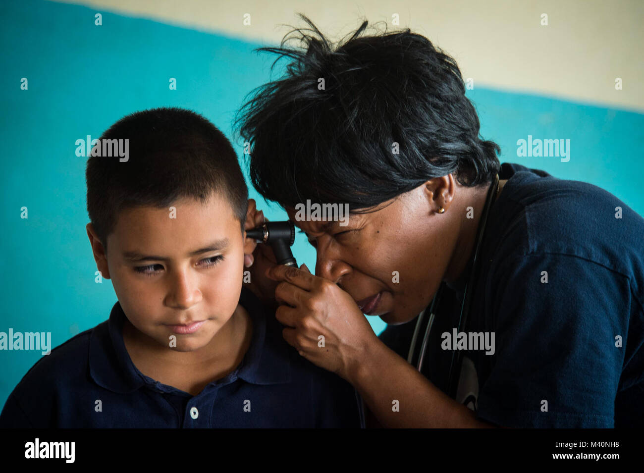 El salvador family u s hi-res stock photography and images - Alamy