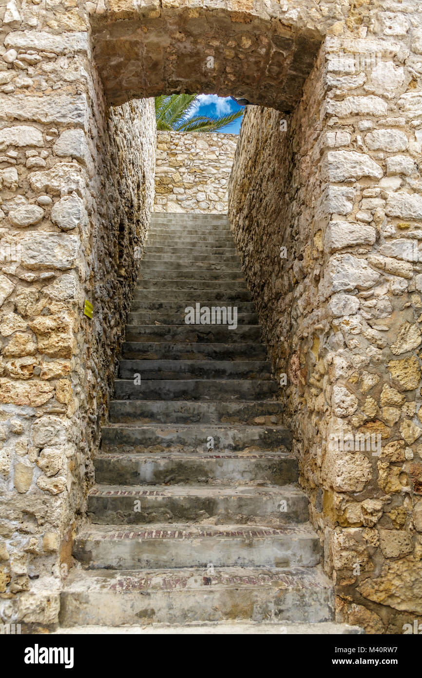 Stone passage hi-res stock photography and images - Alamy
