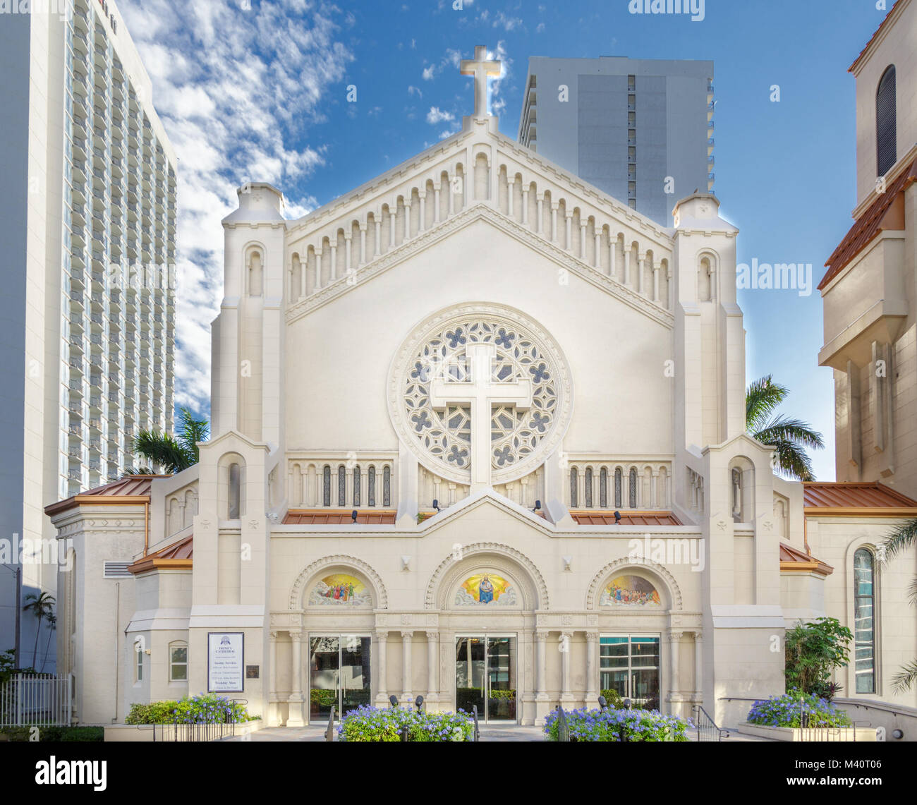 Trinity episcopal cathedral church hi-res stock photography and images ...