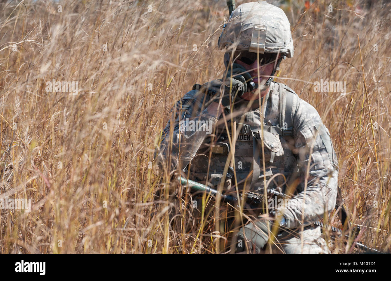 A United States Army 1st Lieutenant with 13th Cavalry Regiment ...