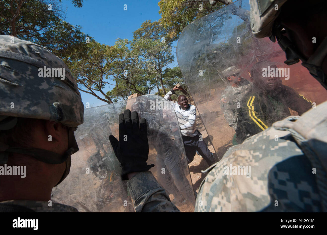 Military police from the U.S. Army 93rd Military Police Battalion and ...