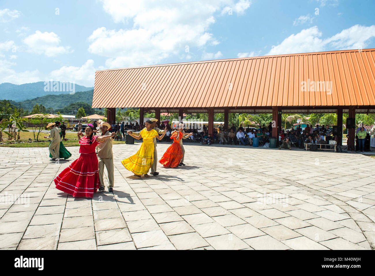Honduras dance hi-res stock photography and images - Alamy