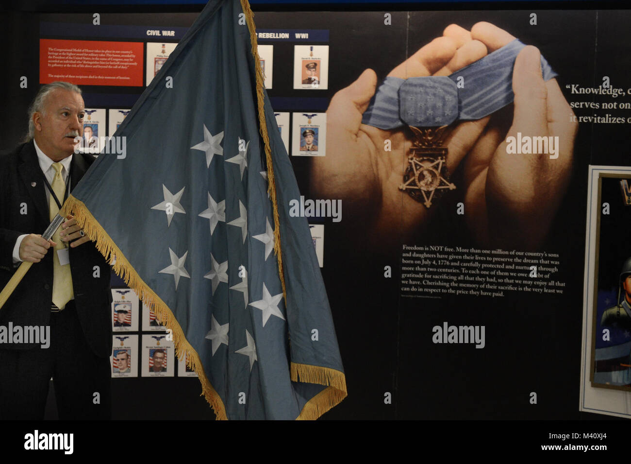 Hispanic medal of honor society hi-res stock photography and images - Alamy