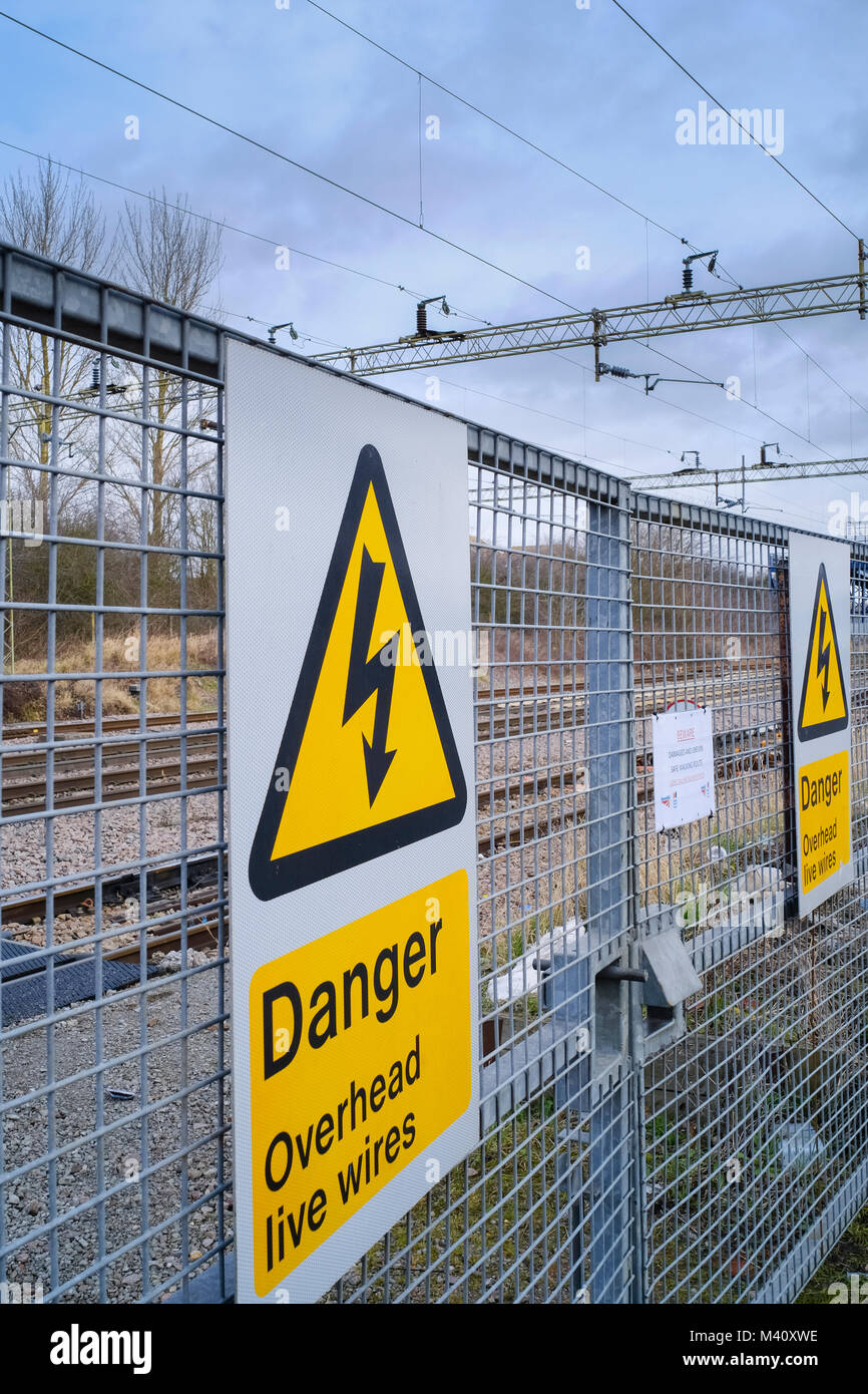 High voltage danger keep out hi-res stock photography and images - Alamy