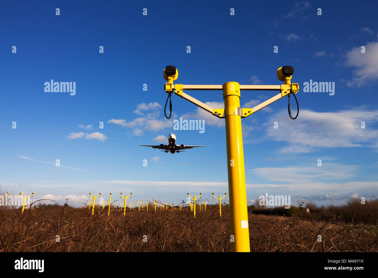 Runway Approach Lighting High Resolution Stock Photography and Images ...