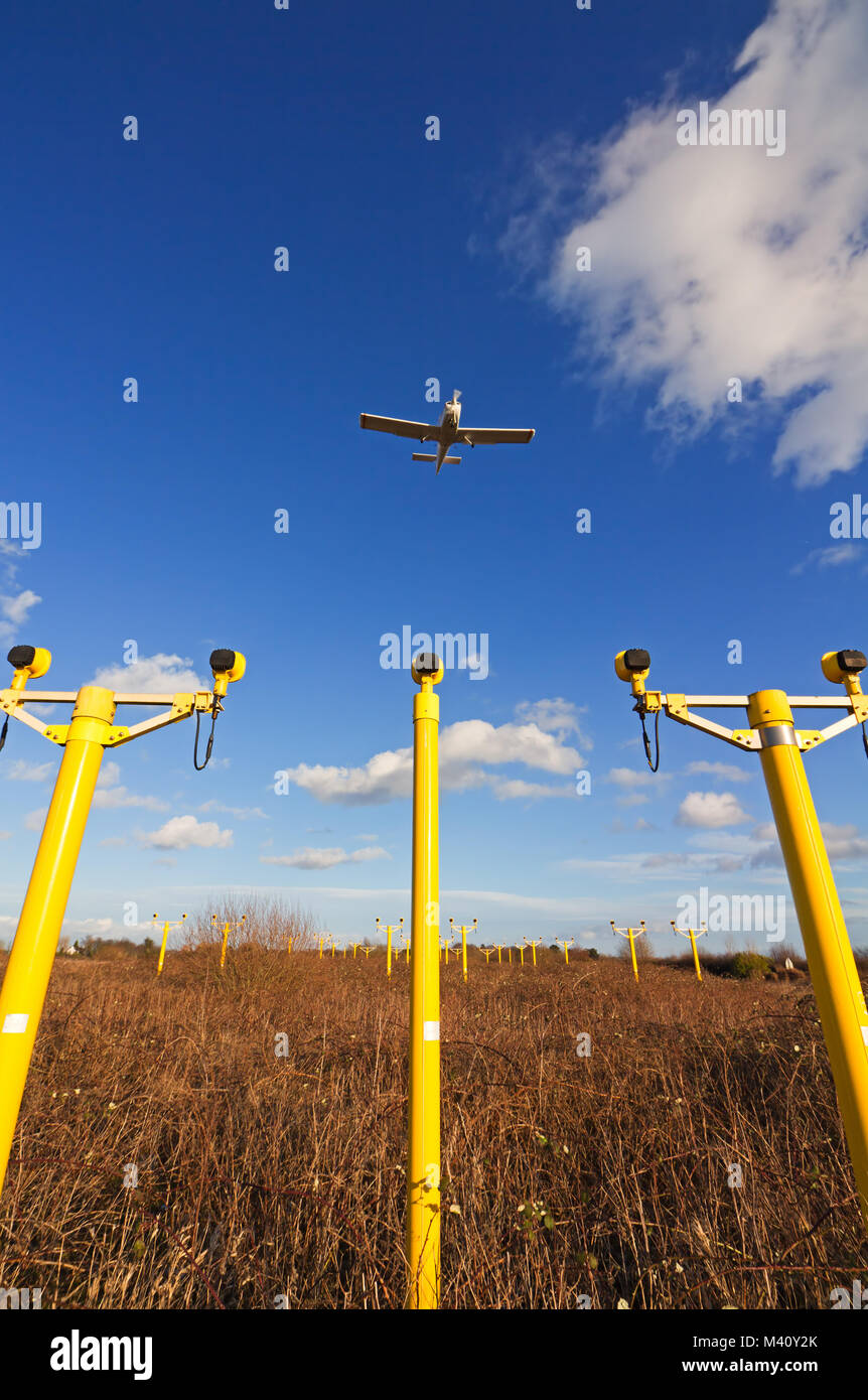 Runway lighting system hi-res stock photography and images - Alamy