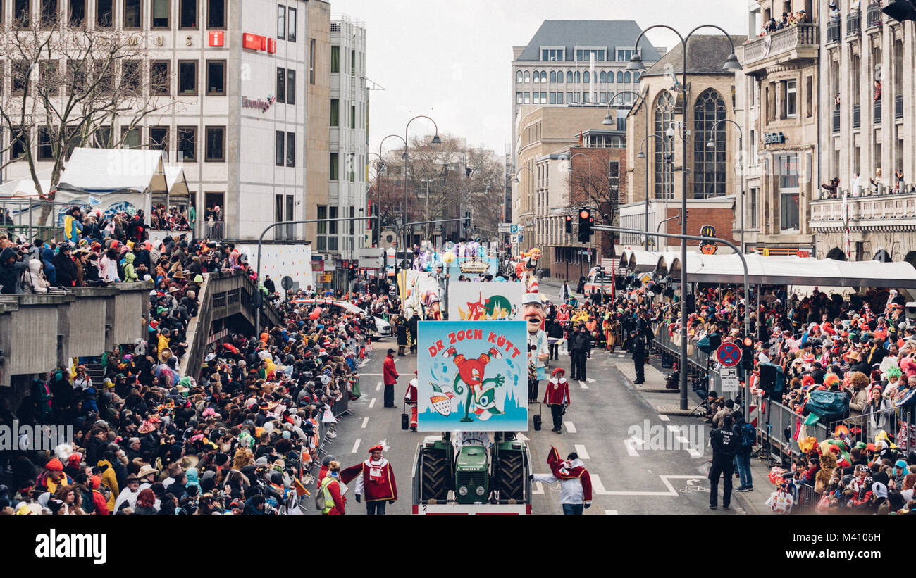 People celebrating carnival in cologne hi-res stock photography and ...