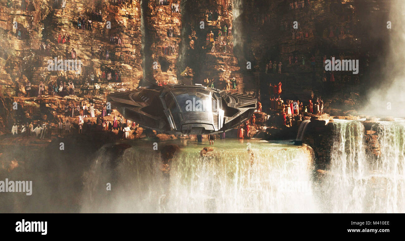 BLACK PANTHER, Royal Talon fighter, 2018. © Marvel / © Walt Disney ...