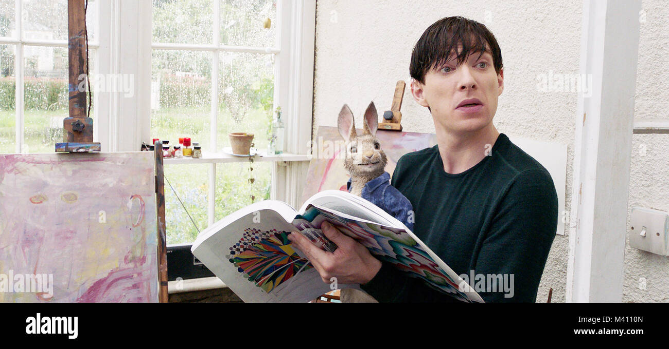 PETER RABBIT, from left: Peter Rabbit (voice: James Corden), Domhnall ...