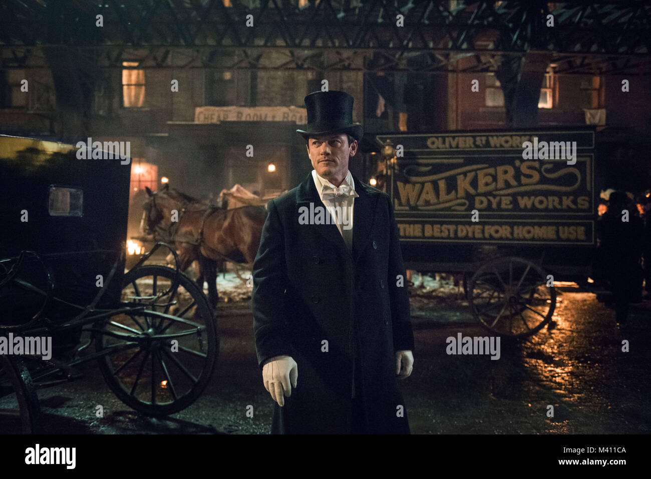 THE ALIENIST, Luke Evans in 'A Fruitful Partnership' (Season 1, Episode ...