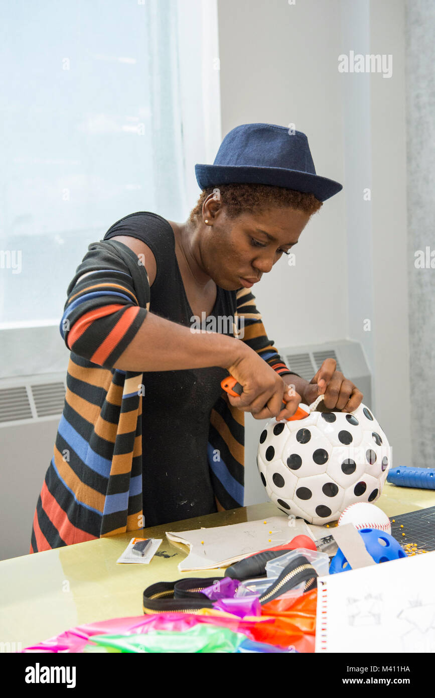 PROJECT RUNWAY: ALL STARS, Merline Labissiere, 'Balls Out!', (Season 6 ...