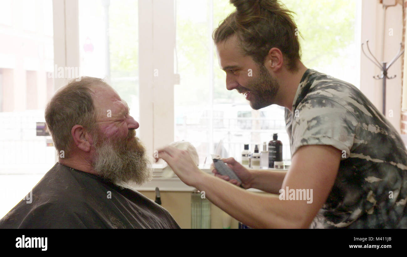 QUEER EYE, (aka QUEER EYE FOR THE STRAIGHT GUY), from left: Tom Jackson ...