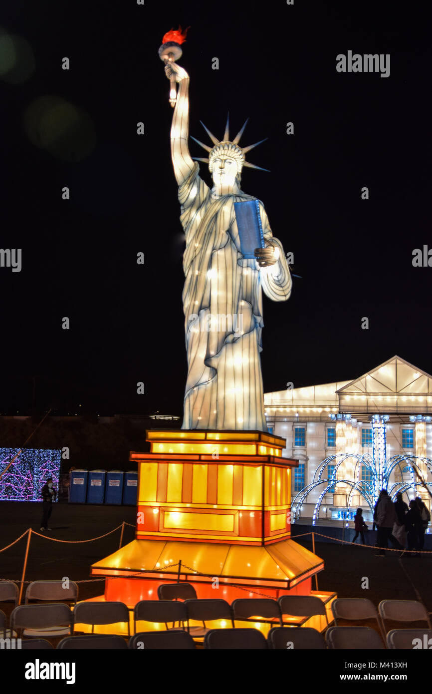 Lighted Statue of Liberty Stock Photo - Alamy