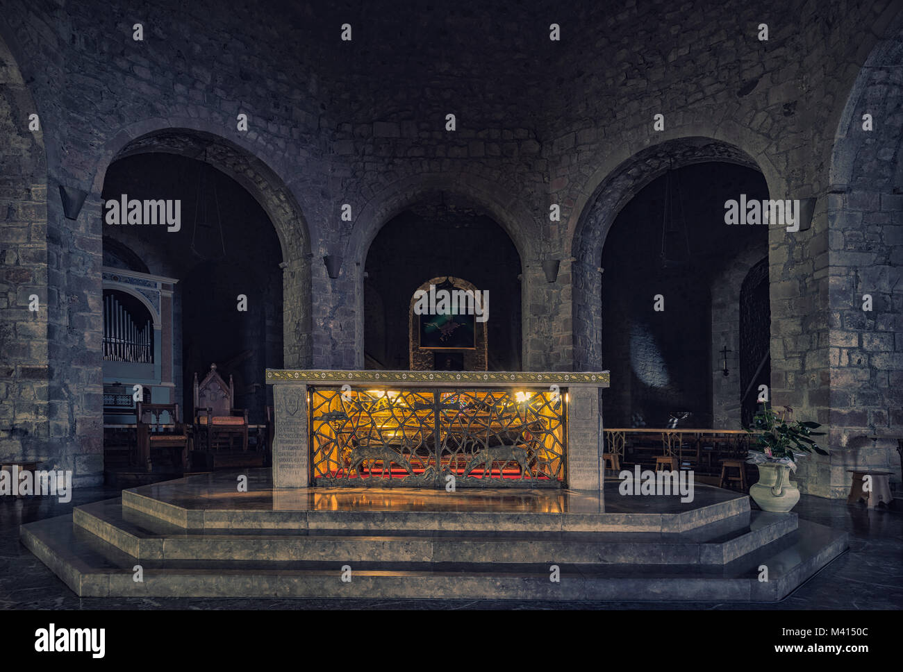 Hidden treasure temple hi-res stock photography and images - Alamy