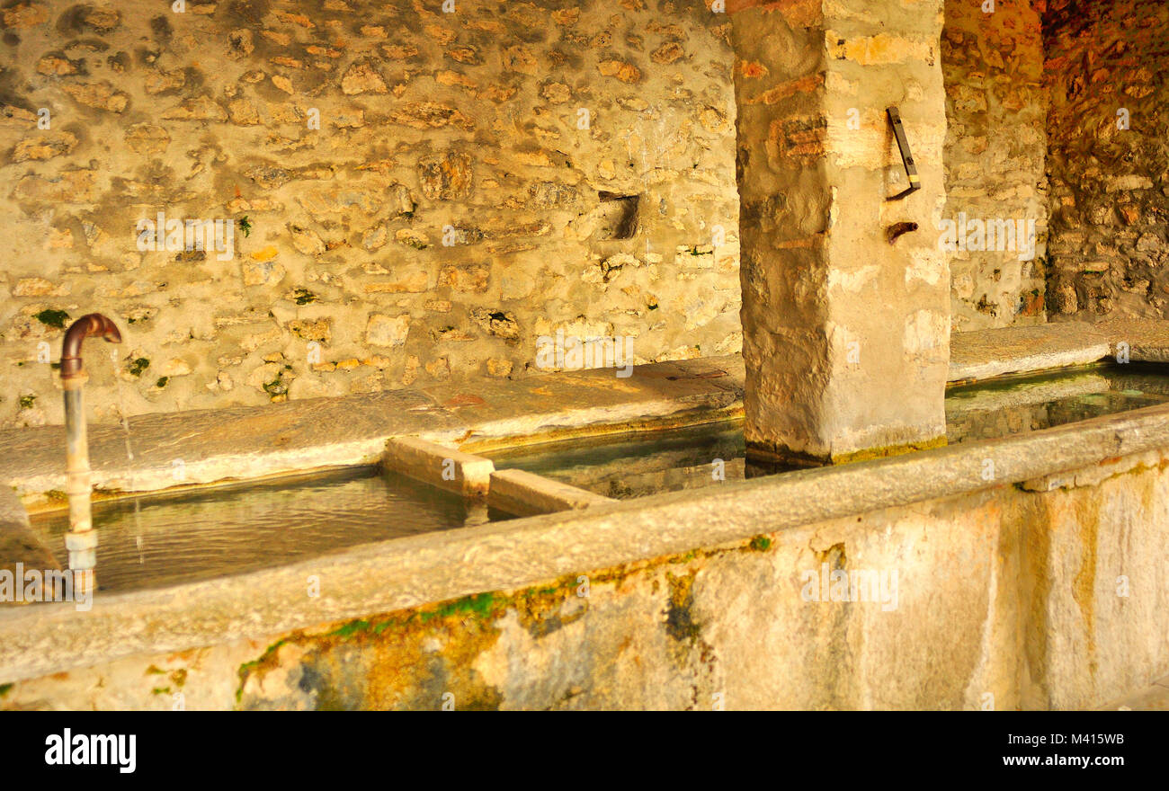 Old water trough hi-res stock photography and images - Alamy