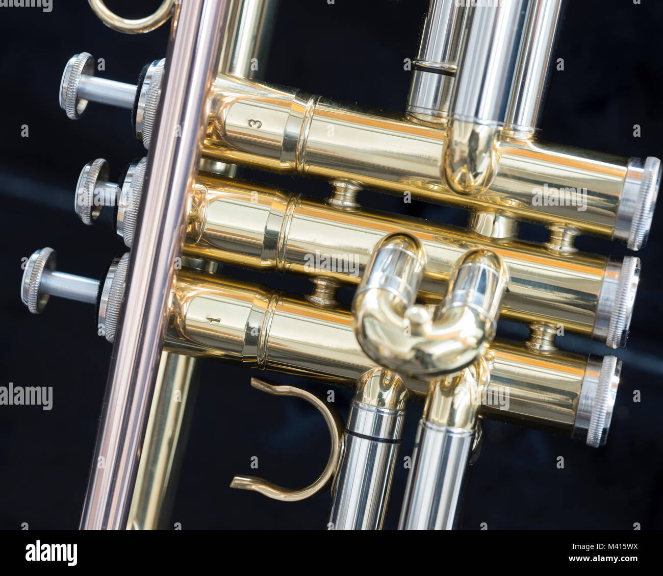 Brass Wind Musical Instrument at Maria Couch blog