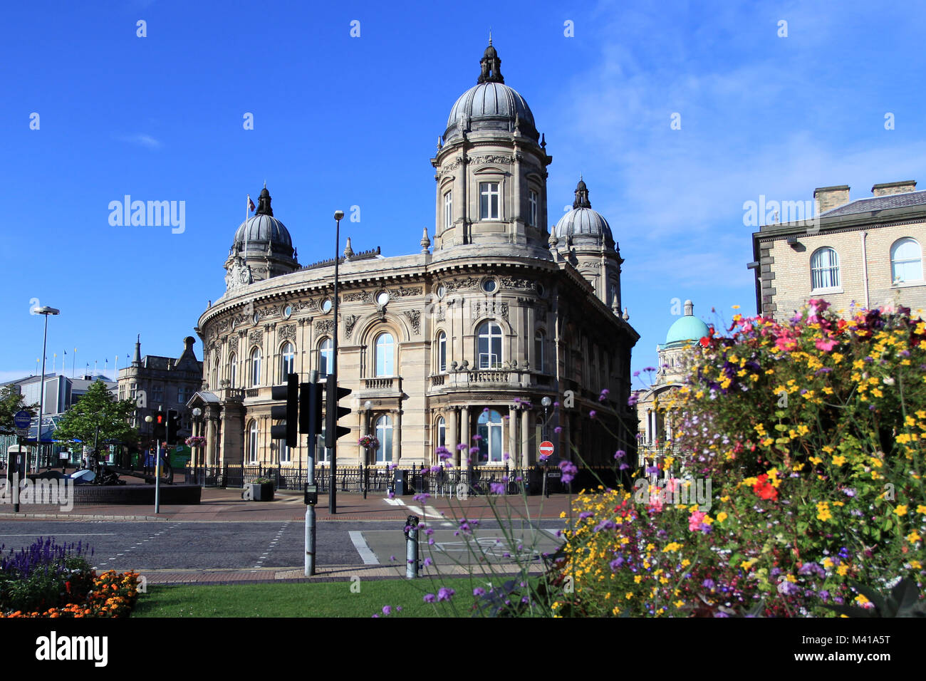 Maritime museum hull and queens gardens hi-res stock photography and ...